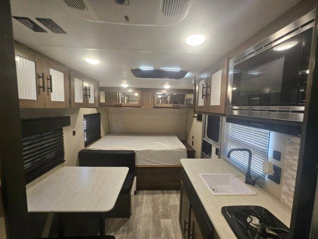 Cozy 1 Bed Bath Room in Sarasota | Available 6 |