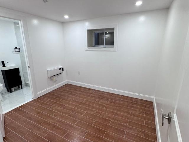 Cozy 1 bed bathroom unit in Fairmount
