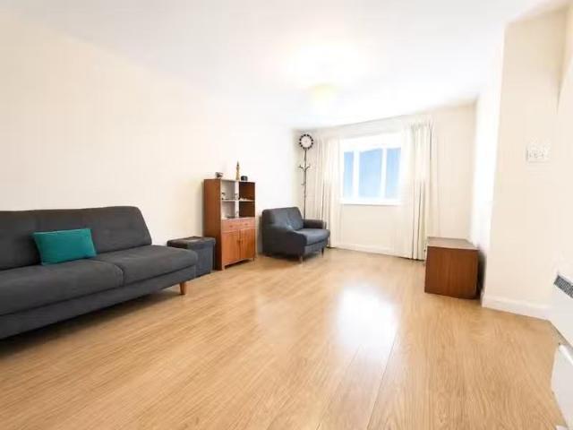 New 1 bed flat to rent in 1 bed ground floor flat to rent in L.