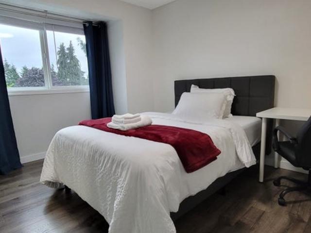 Cozy 1 Bed Share Bathroom for Rent in EdmondsWA_$