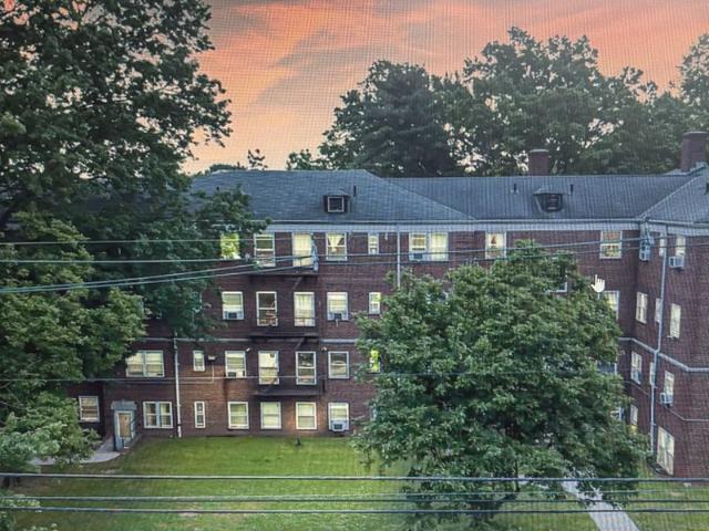 Cozy 1 Bed with office space,1 Bath Room in Eliza