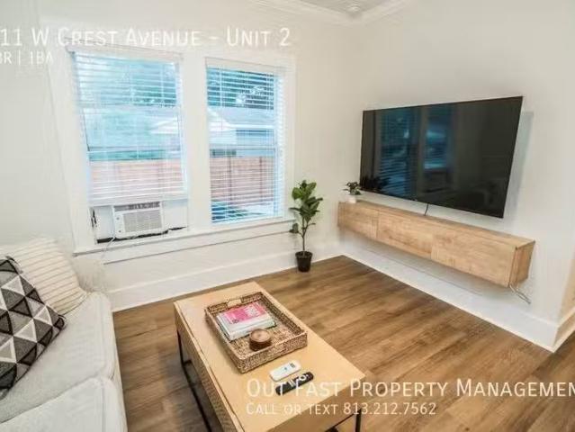 Cozy 1 Bed, 1 Bath Apartment at The Flats at Riverside Park 3.