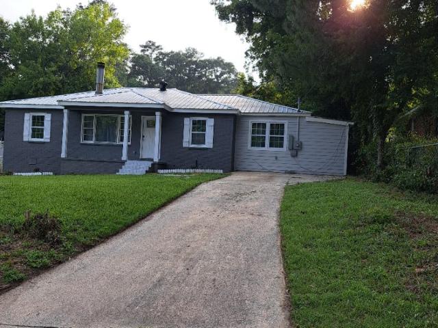 Cozy 1 Bed 1 Bath Room in Macon | Available 10 |
