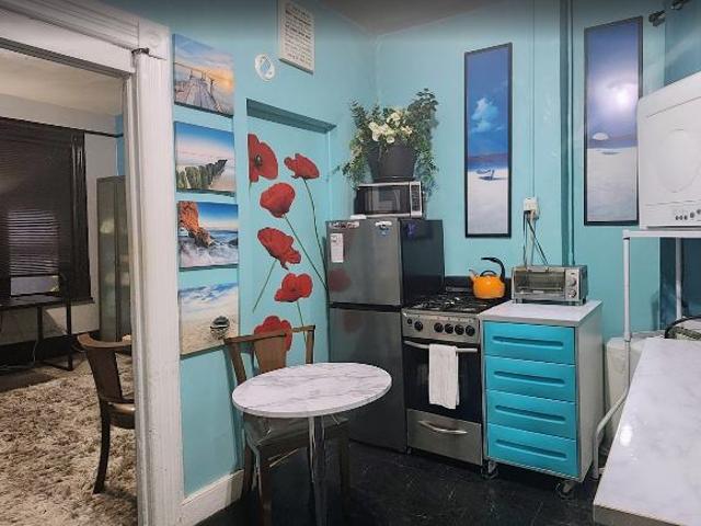 Cozy 1 Bed 1 Bath Room in Manhattan$mo_East 86th