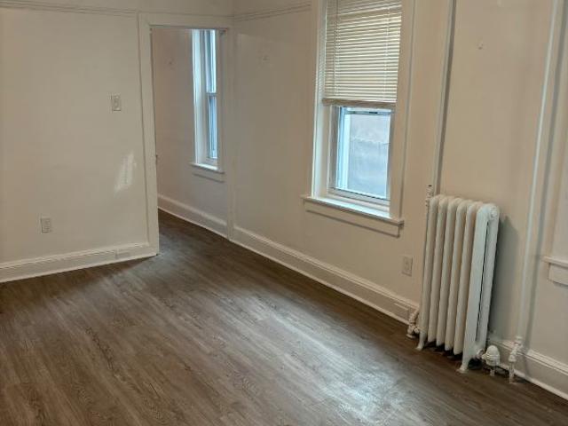 Cozy 1 Bed 1 Bath Room in Wilmington | $mo | Avai