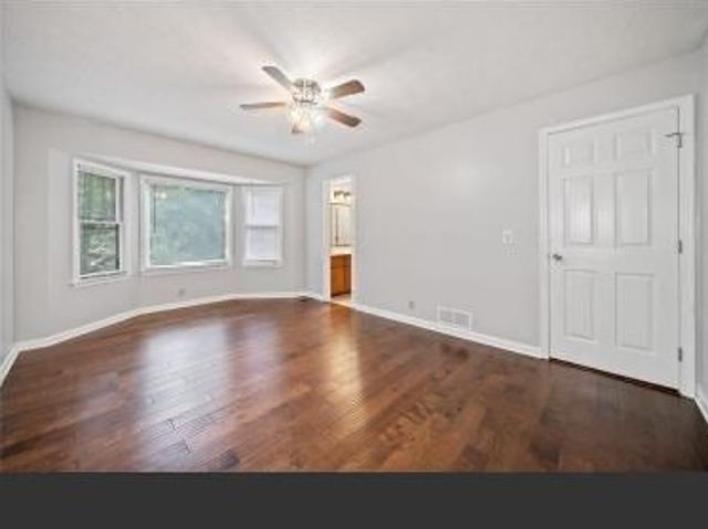 Cozy 1 Bed 1 shared Bath Room in Kennesaw | Avai