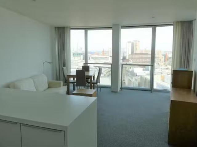 Unique 1 bedroom apartment for rent in Rotunda, 150 New Street.