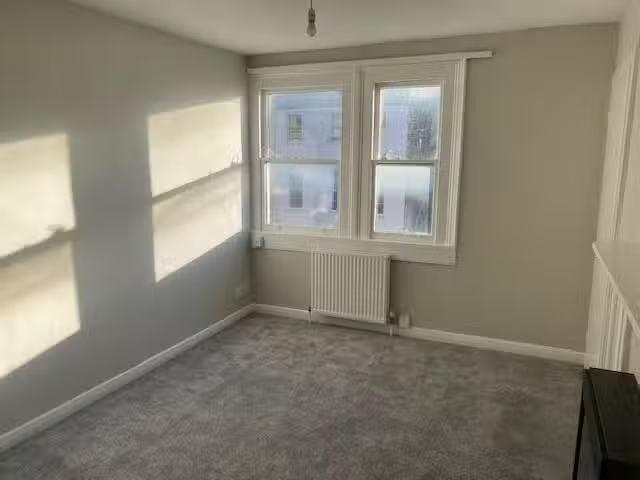 Nice 1 bedroom flat for rent in Flat 3 9 Belvedere, Bath, Some.