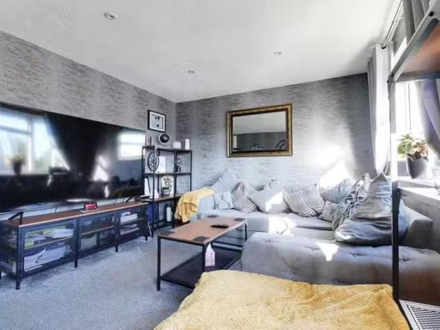 Rental! 1 bedroom flat for rent in 38 Ashes Road, Oldbury, B69