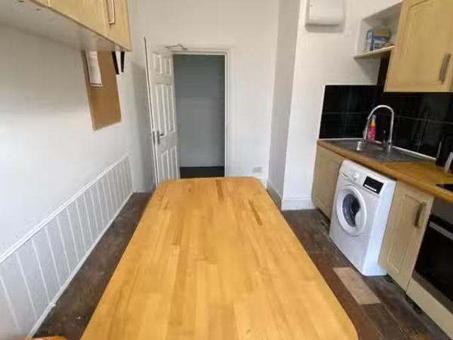 Cozy 1 bedroom flat share for rent in Zetland Road, Bristol, BS6