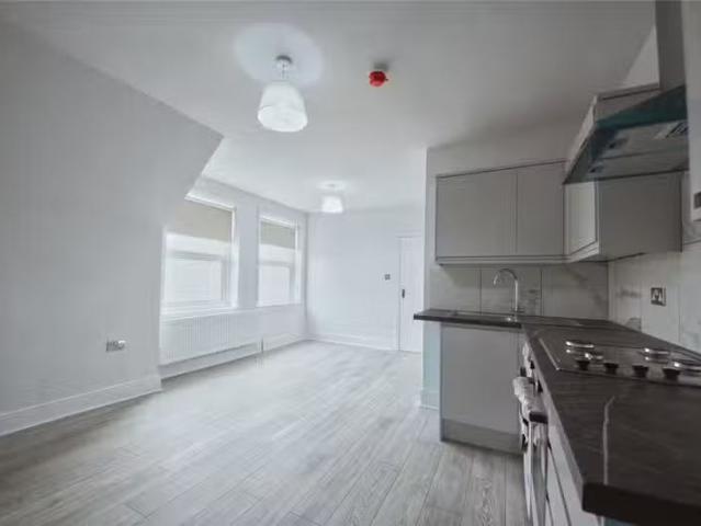 Cheap 1 bedroom Flat to rent, Norwich Road, Forest Gate, E7 £.