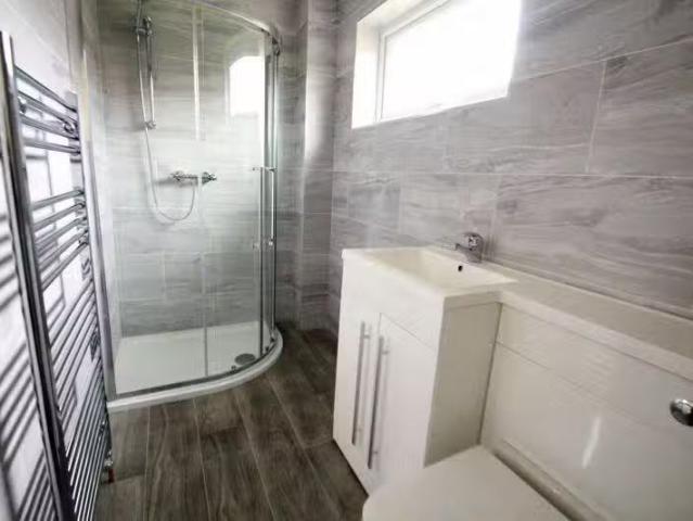 Nice 1 bedroom house of multiple occupation for rent in Stanto.