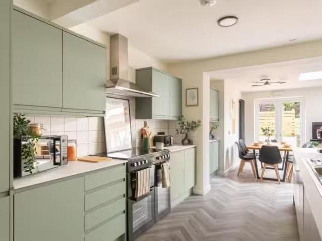 Cozy 1 bedroom house share for rent in Upper Bevendean Avenue.