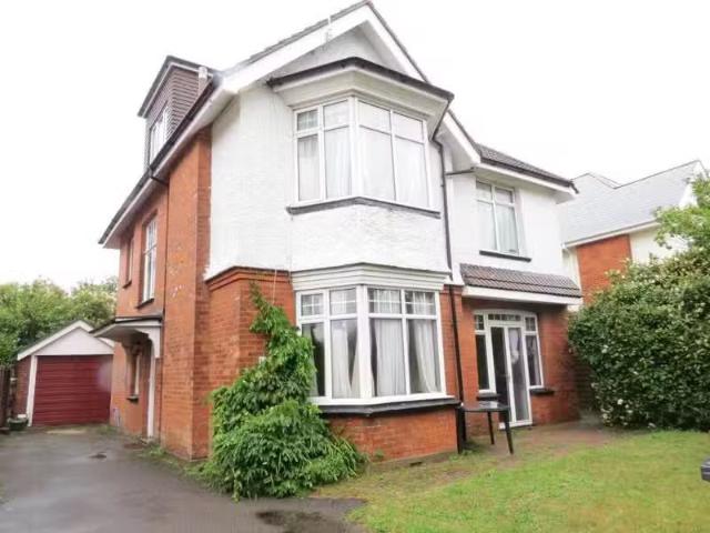 Cozy 1 bedroom house share for rent in Iddesleigh Road, BH3