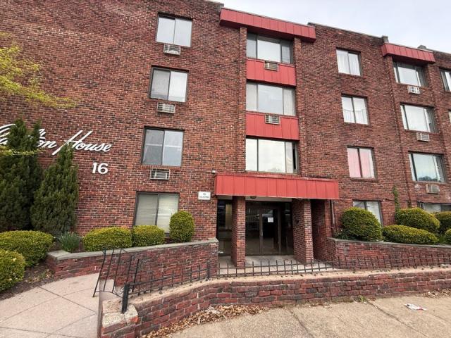 Cozy 1 Bedroom in Hartford | 16 Niles St | $mo | A