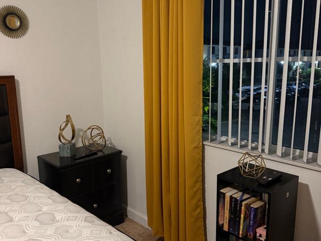 Cozy 1 Bedroom Rental with Private Bathroom