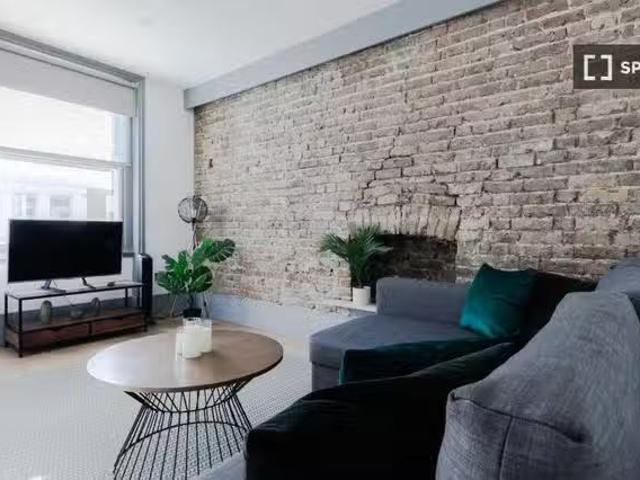 Rental! 1 BR 2 bedroom apartment for rent in Courtfield, London