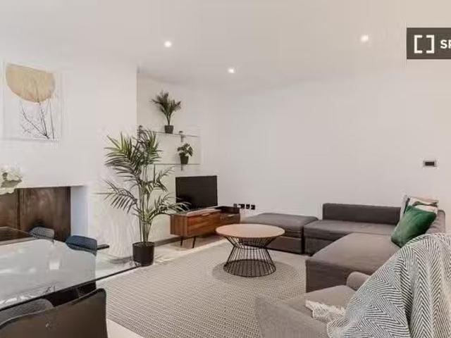 For Rent! 1 BR 2 bedroom flat for rent in Courtfield, London