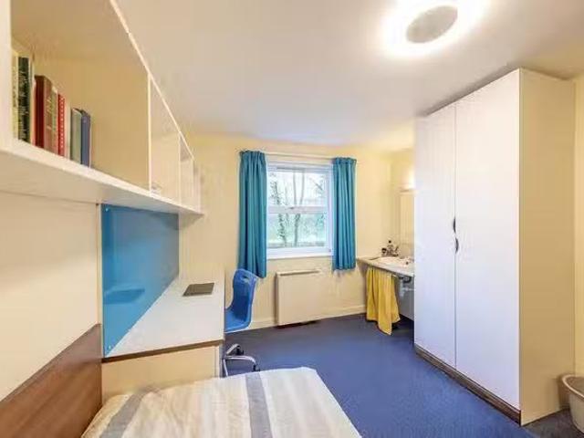 Charming 1 BR Cloister House Standard Room