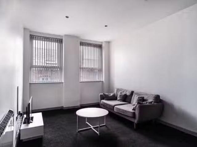For Rent! 1 BR High Street