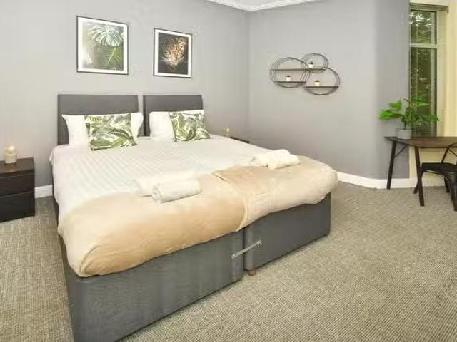 Unique 1 BR Madeley Street, Crewe
