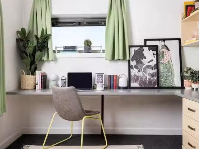 Unique 1 BR Sir Charles Groves Hall PARTLY ACCESSIBLE STUDIO