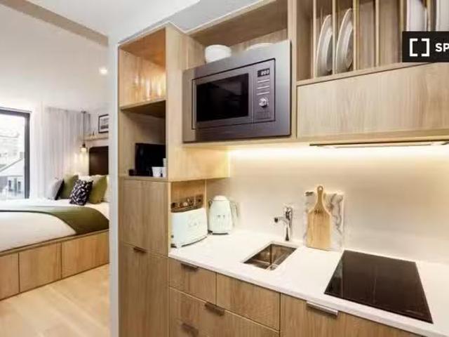 Rental! 1 BR Studio for rent in Grassmarket, Edinburgh