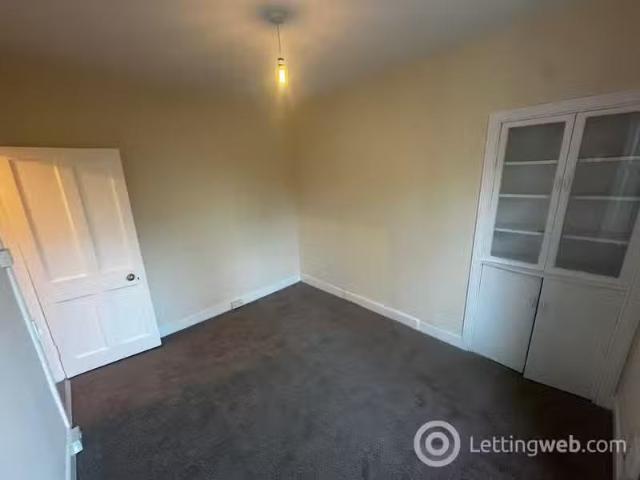 Deal! 1 BR Property to rent in 100 Gala Park, Galashiels, TD1.