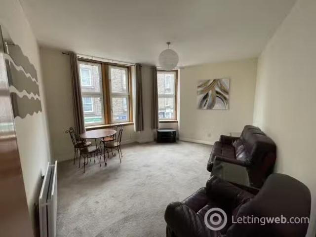 Charming 1 BR Property to rent in 193 Blackness Road, DD1 5PH