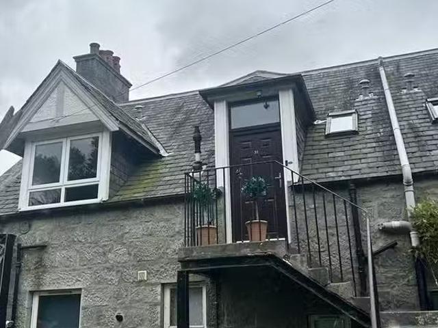 Unique 1 BR Property to rent in 31 Malcolm Road, Peterculter.