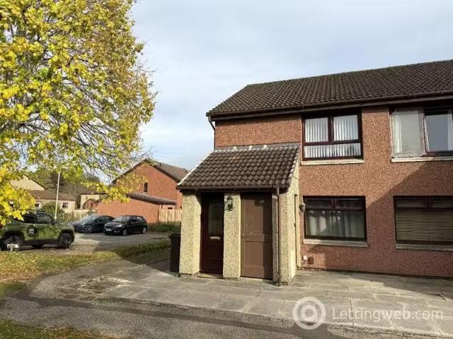 Cozy 1 BR Property to rent in Wallacebrae Wynd, Bridge of Don.