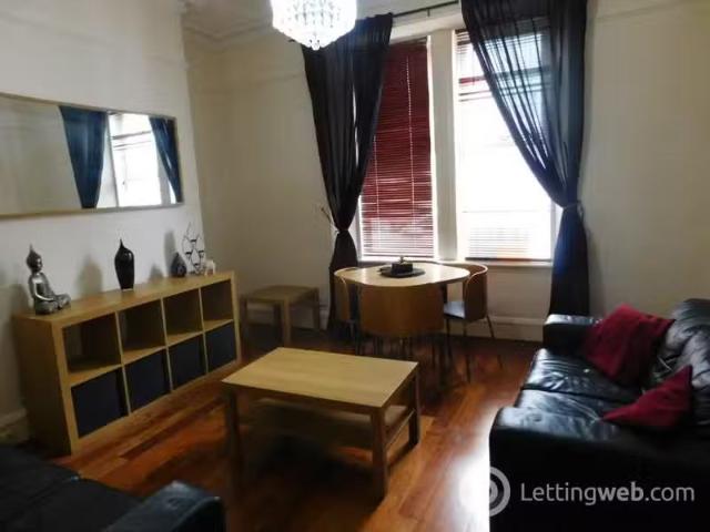 Cozy 1 BR Property to rent in Wallfield Crescent, Rosemount.