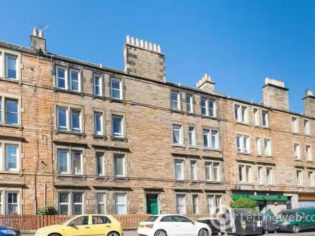 Just in! 1 BR Property to rent in Albion Road, Easter Road, Ed.