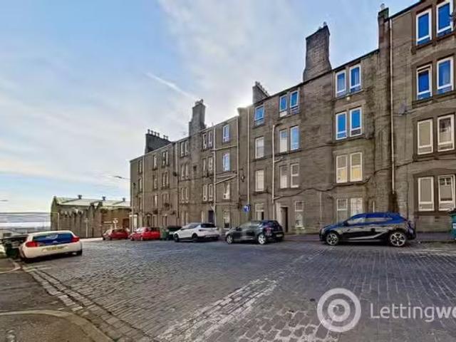 For Rent! 1 BR Property to rent in Brown Constable Street, Sto.