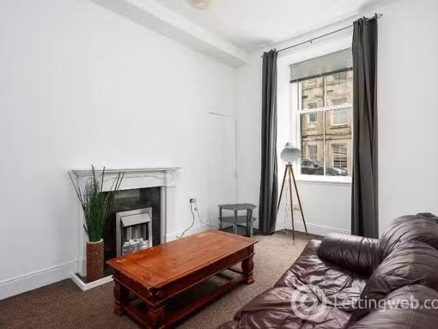 Deal! 1 BR Property to rent in Buchanan Street, Leith, Edinbu.