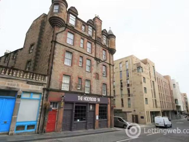 Just in! 1 BR Property to rent in Holyrood Road, Holyrood, Edi.