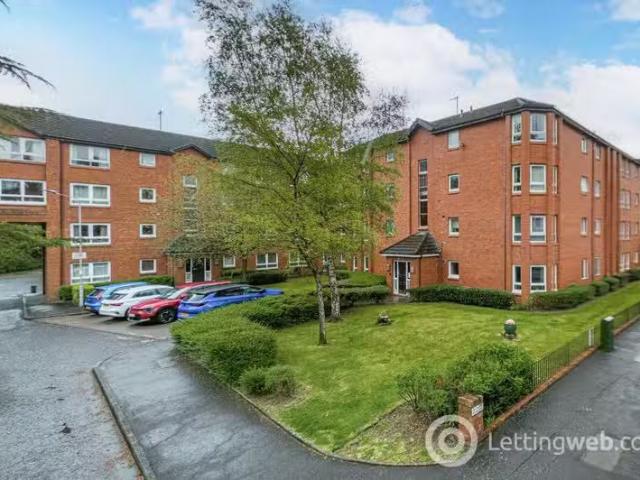 Rental! 1 BR Property to rent in Holmlea Road, Cathcart, Glasg.