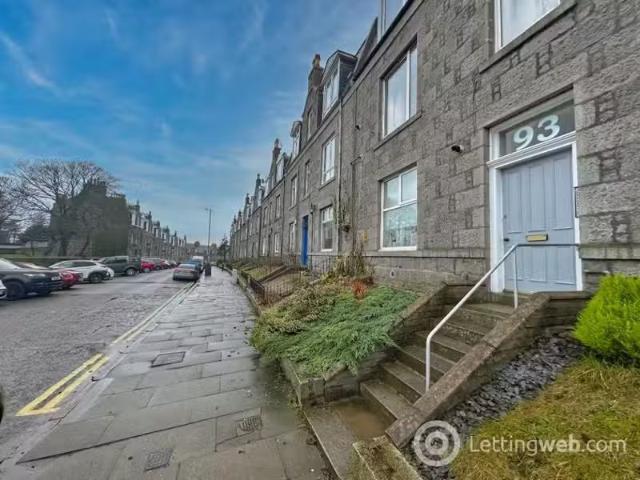For Rent! 1 BR Property to rent in Menzies Road, Torry, Aberde.