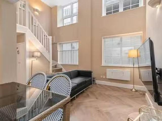 Just in! 1 BR Three Cups Yard, London