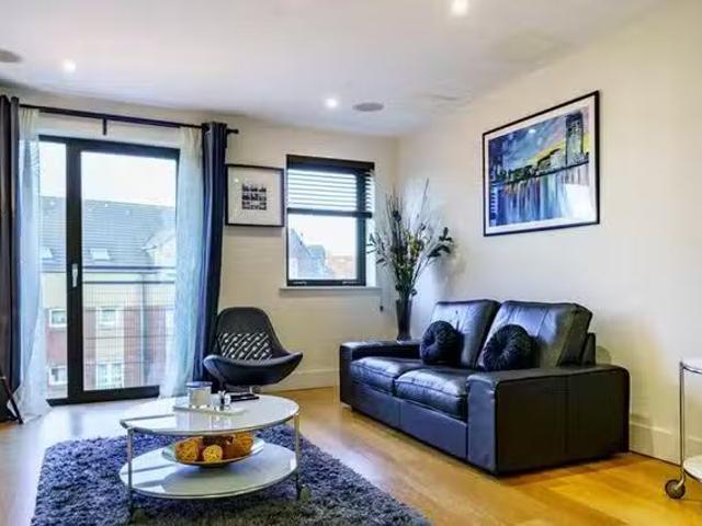 Charming 1 BR Ulster Street