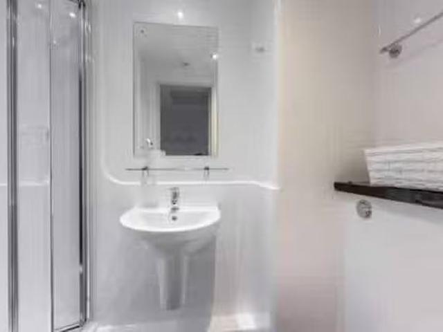 Cozy 1 Room 4 Bed Superior Ensuite