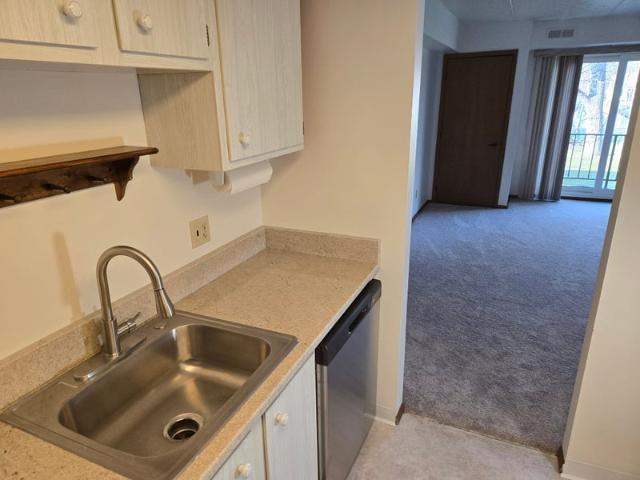 Cozy 1BR Townhouse Room in North Olmsted_$mo