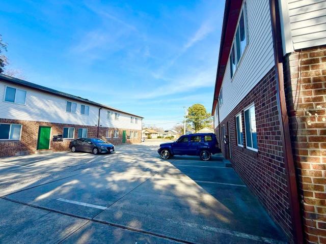 Cozy 1BR – Walk 1 Bedroom Apartment for Rent at 3507 Sewells Point Rd, Norfolk, VA 23513 Norview Heights