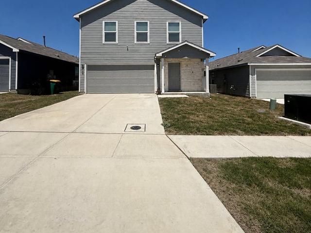 Cozy 1BR Shared BA Room in Converse | Available 0