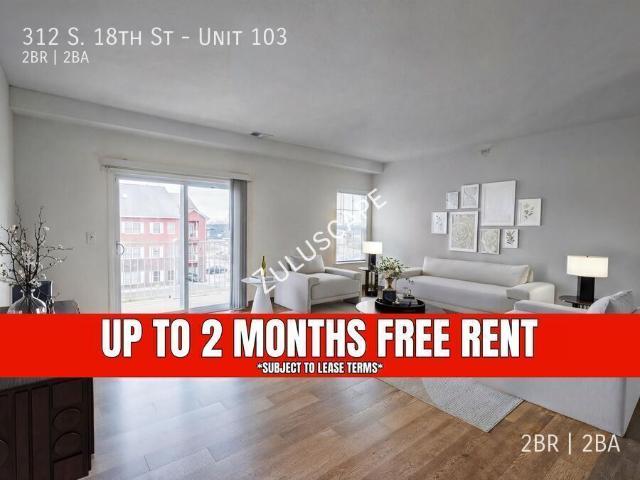 Cozy 2/2 Elwood Apartment!