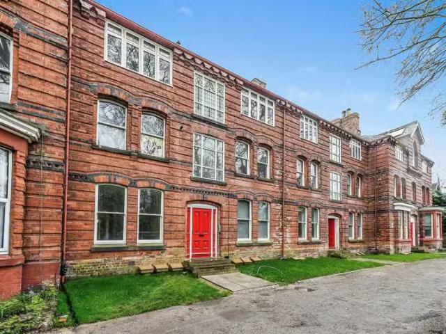 Cozy 2 BA 3 bedroom apartment for rent in Park Terrace, L22