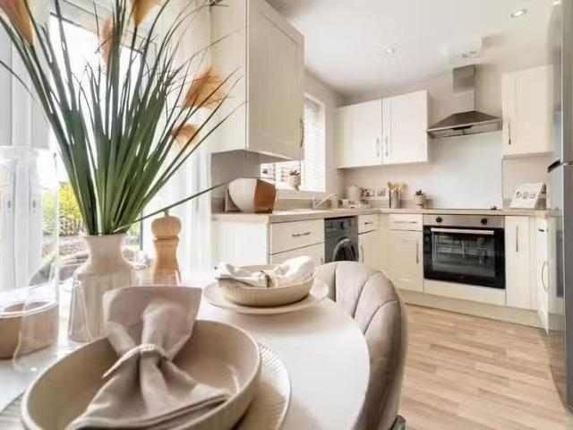 For Rent! 2 BA 3 bedroom detached house for rent in Middleston.