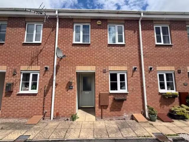 Charming 2 BA 3 bedroom house for rent in Banners Lane, Haleso.