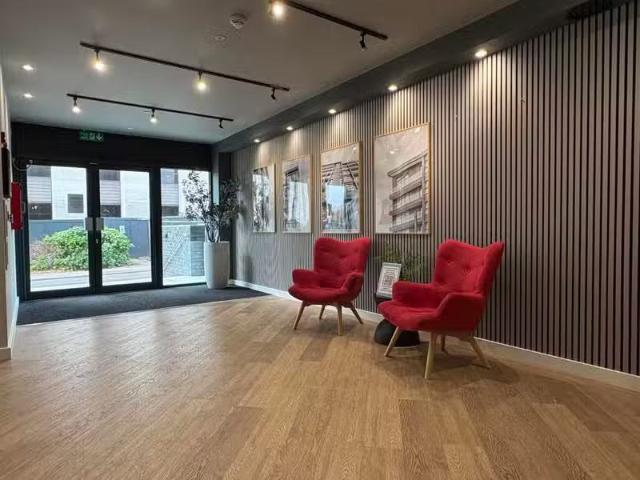 Cozy 2 BA 1 bedroom apartment for rent in Wimborne Road, Poole.