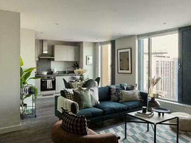 Cozy 2 BA 2 bedroom apartment for rent in 518 Wood Street, Car.